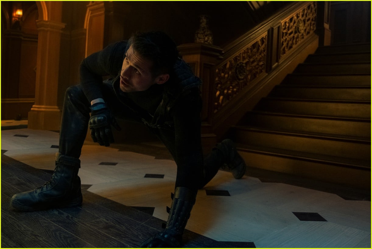 Netflix Debuts 'The Umbrella Academy' Trailer - Watch Now!: Photo ...