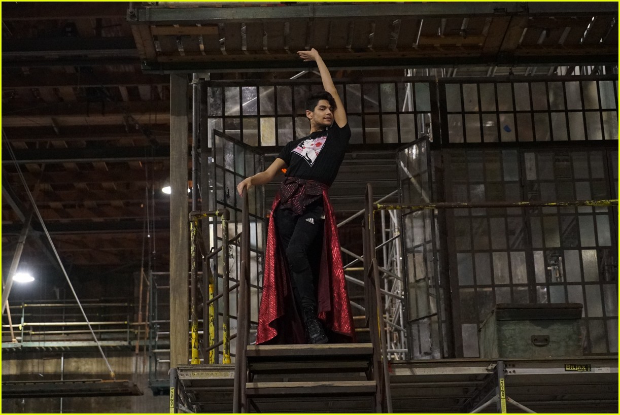 Rent Live's Valentina Talks About Coming Out as Non-Binary: Photo ...