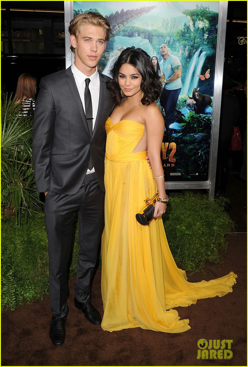 See Vanessa Hudgens & Boyfriend Austin Butler's Cutest Photos: Photo ...