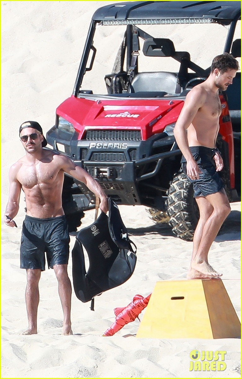 Zac Efron Goes Shirtless While Hitting the Beach With Younger Brother ...