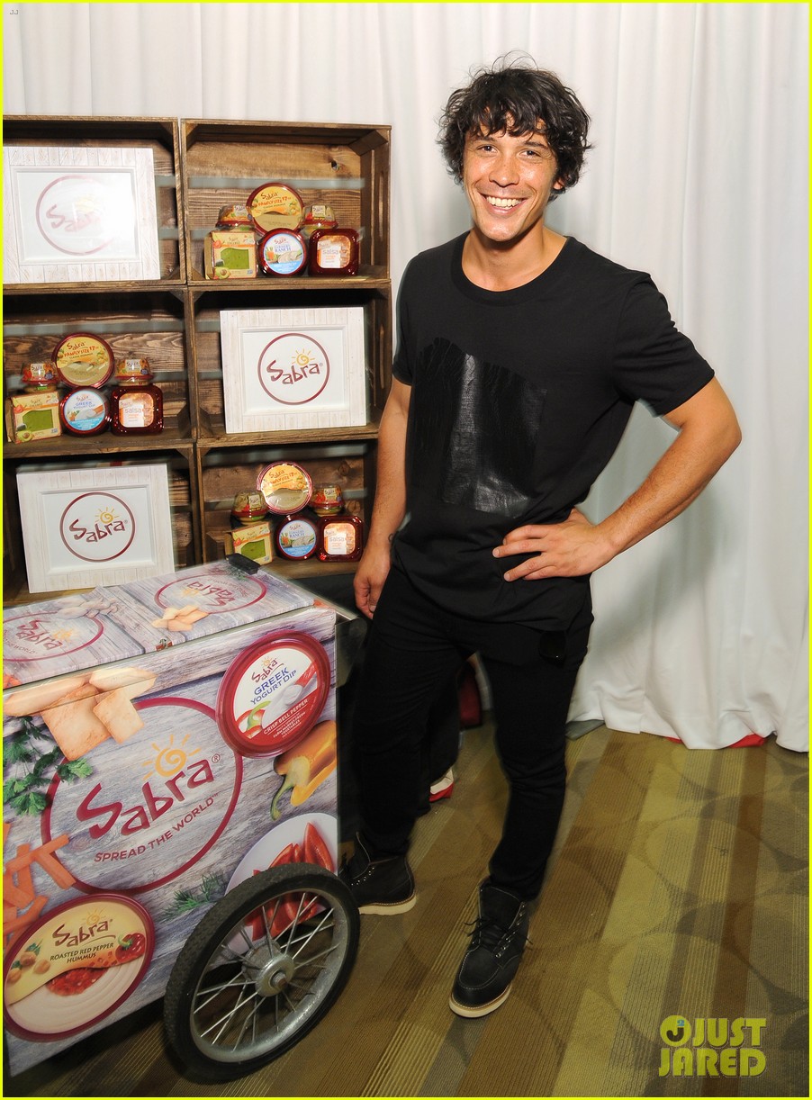 Photo: bob morley fat shamed 06 | Photo 4248819 | Just Jared ...