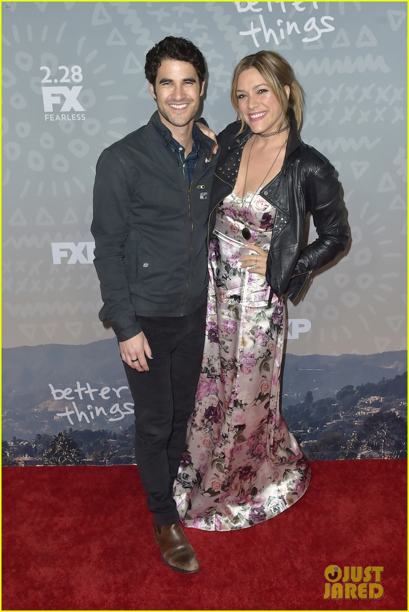 Darren Criss, Mia Swier & Allison Janney Support 'Better Things' Cast ...