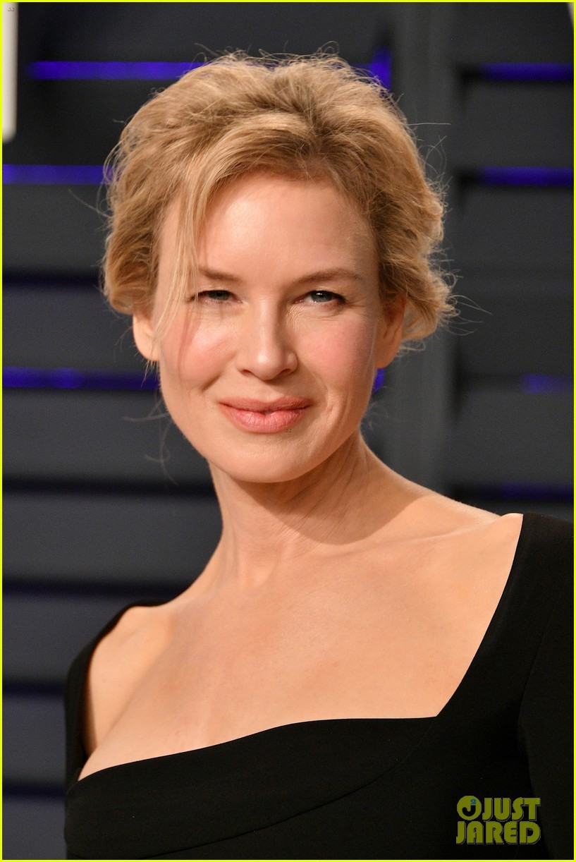 Isla Fisher & Renee Zellweger Get Glam for Vanity Fair's Oscars Party ...