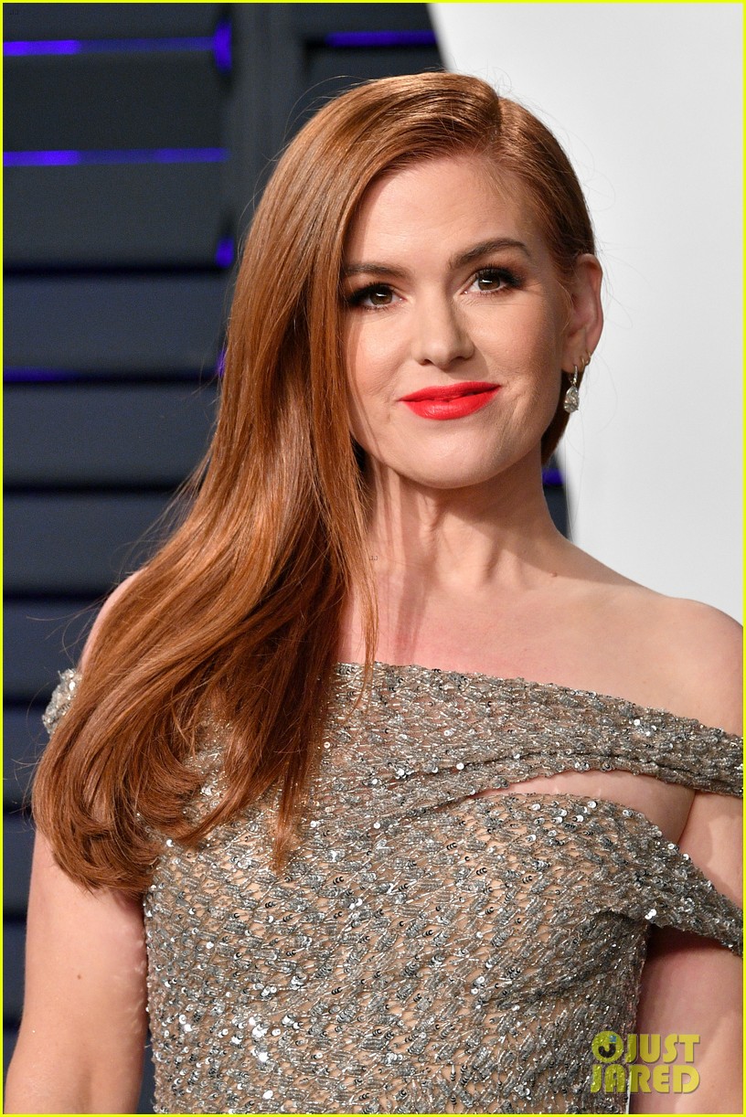 Isla Fisher & Renee Zellweger Get Glam for Vanity Fair's Oscars Party ...