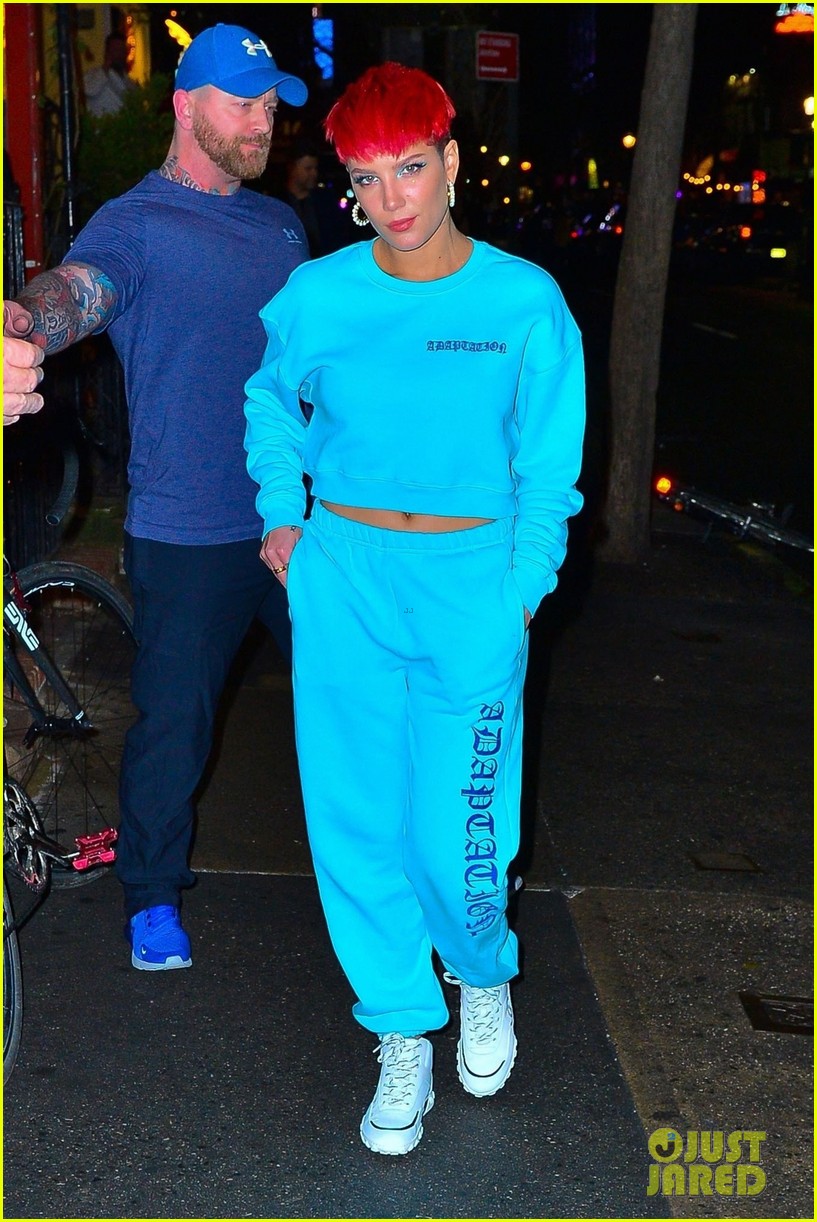 Halsey Debuts Fiery Red Hair Ahead of 'SNL' Hosting Duties!: Photo ...