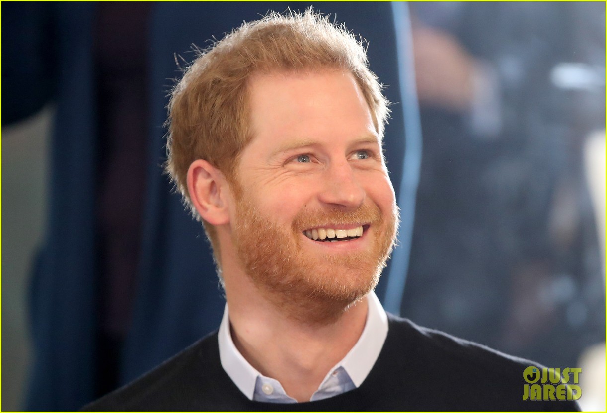 Prince Harry Meets With Students for Fit & Fed Initiative!: Photo ...