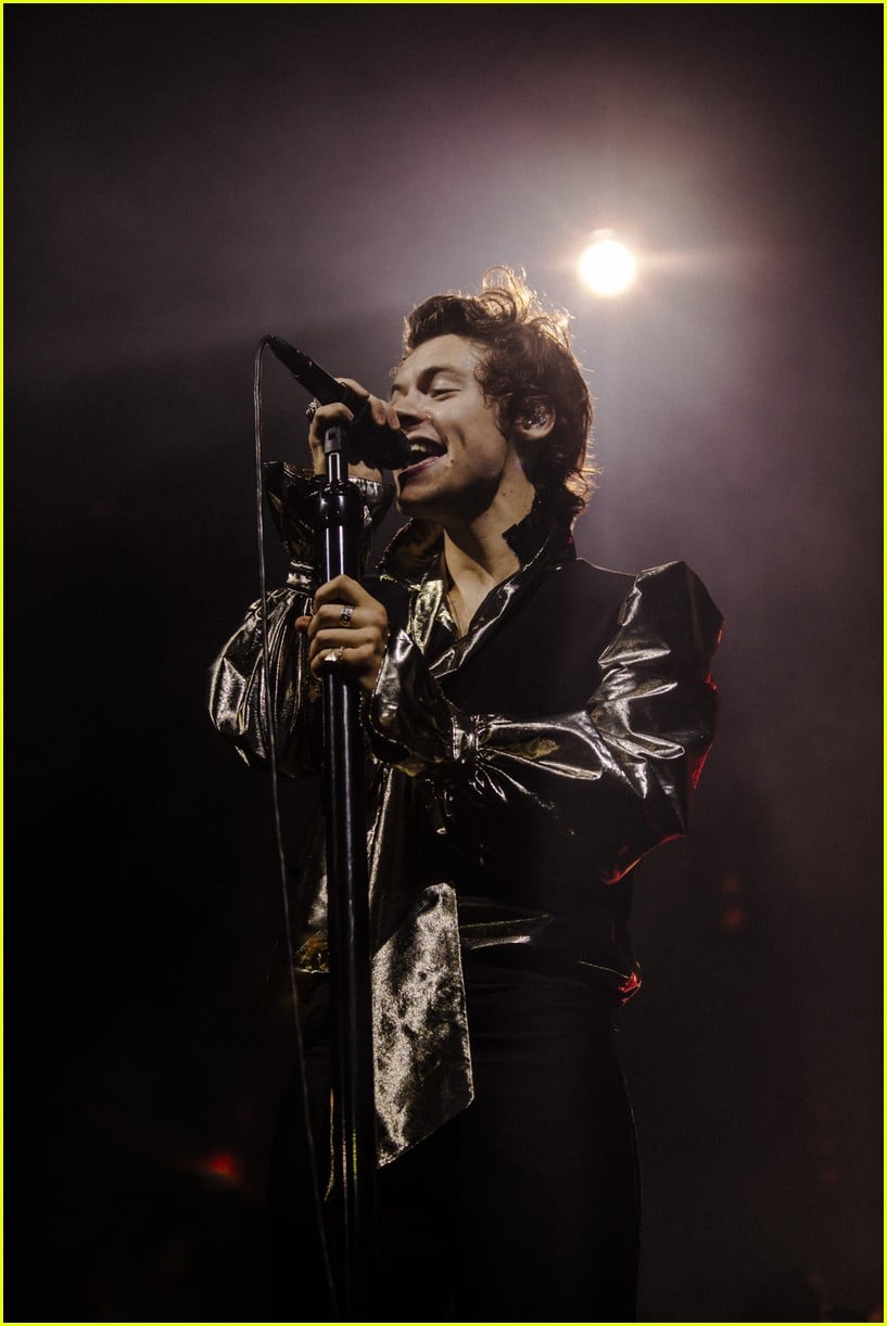 Want to Dress Like Harry Styles? Now You Can Thanks To Designer Harris ...