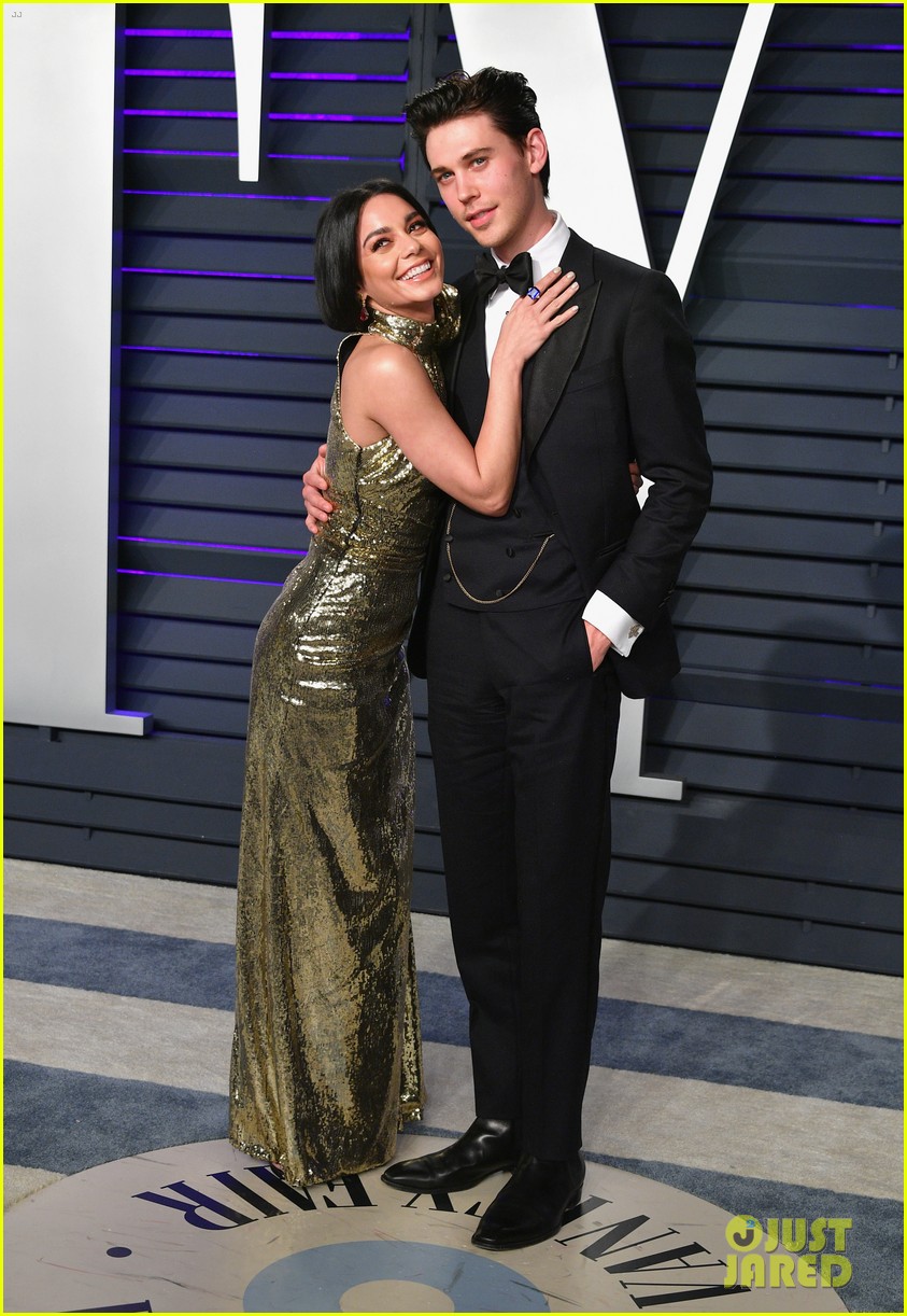 Vanessa Hudgens & Austin Butler Are Too Cute at Vanity Fair's Oscars ...