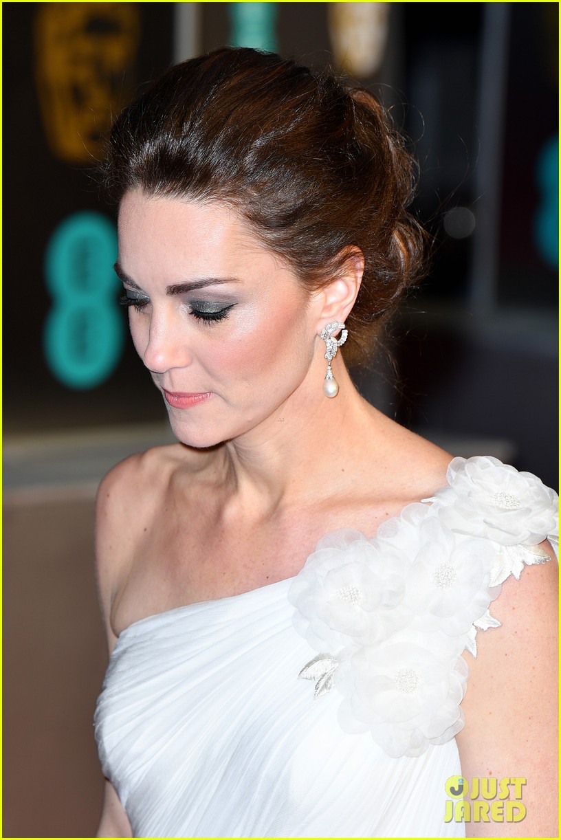 Kate Middleton Looks Stunning in One Shoulder Dress at BAFTAs 2019 with ...