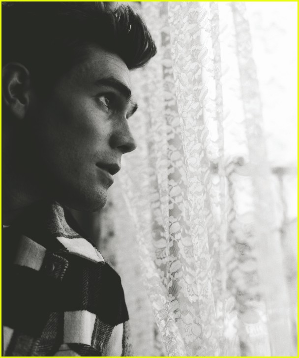 KJ Apa Reveals the Tough Part of Dealing With Fame: Photo 4248985 ...