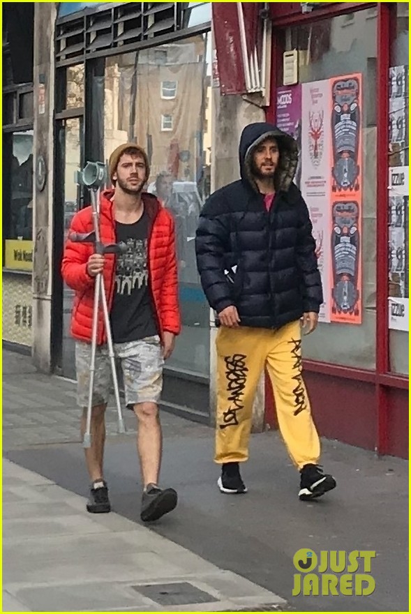 Jared Leto Hangs Out with a Friend in London: Photo 4240171 | Jared ...