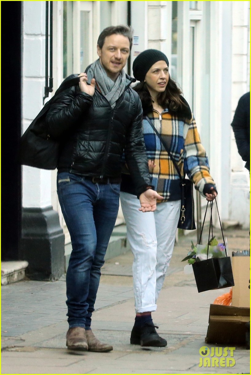James McAvoy & Girlfriend Lisa Liberati Pack on PDA in Rare Photos Together!: Photo 4237148 ...