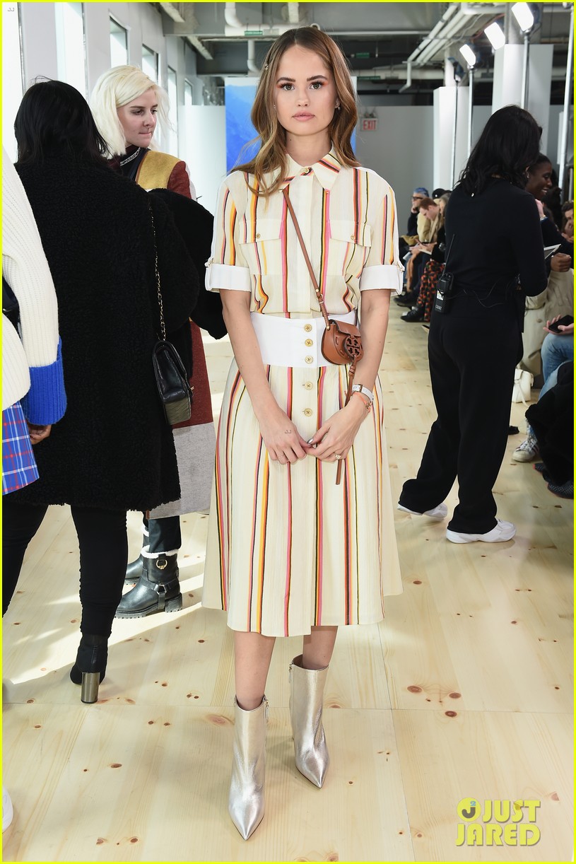 Zoe Saldana, Naomi Watts & Mindy Kaling Buddy Up at Tory Burch NYFW ...