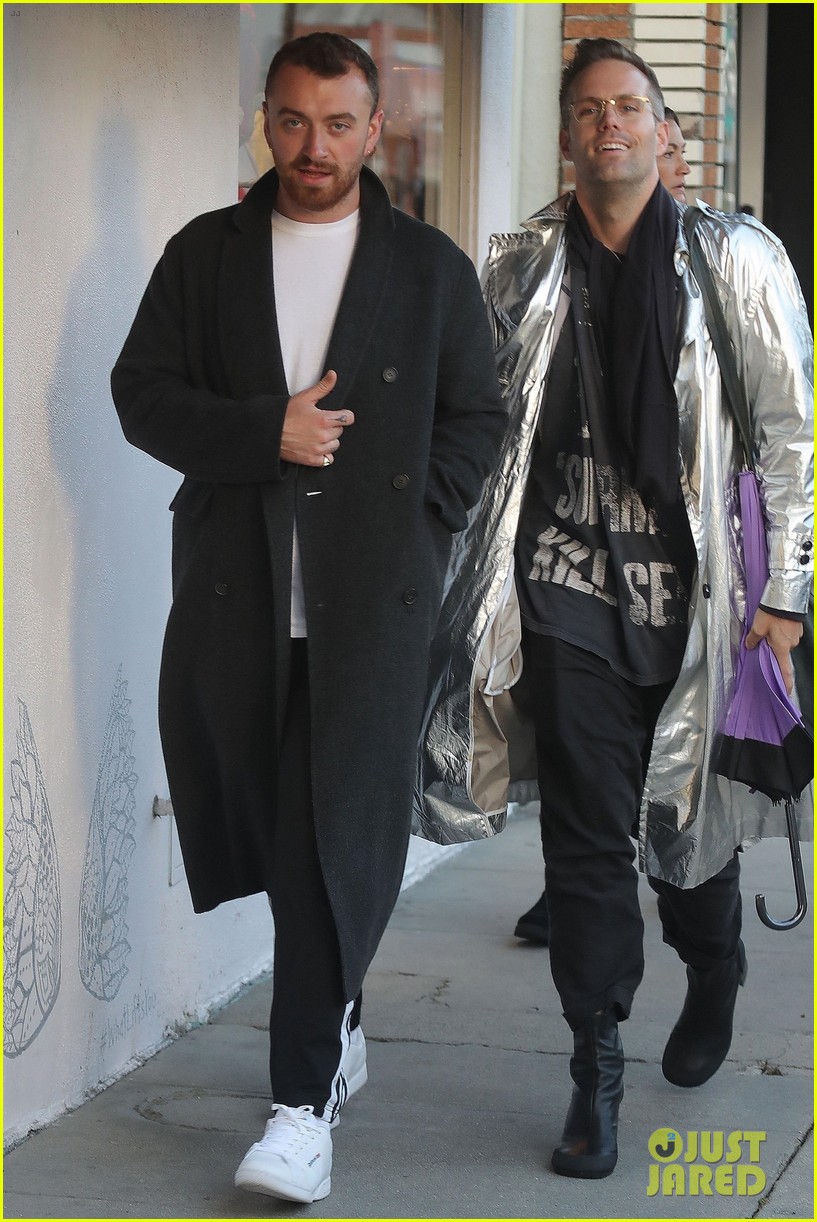 Sam Smith & Justin Tranter Enjoy a Stroll Together in Venice Beach ...