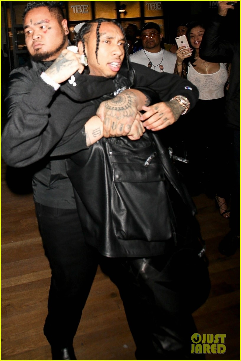 Tyga Gets Forcibly Kicked Out of Floyd Mayweather's Birthday Party in ...