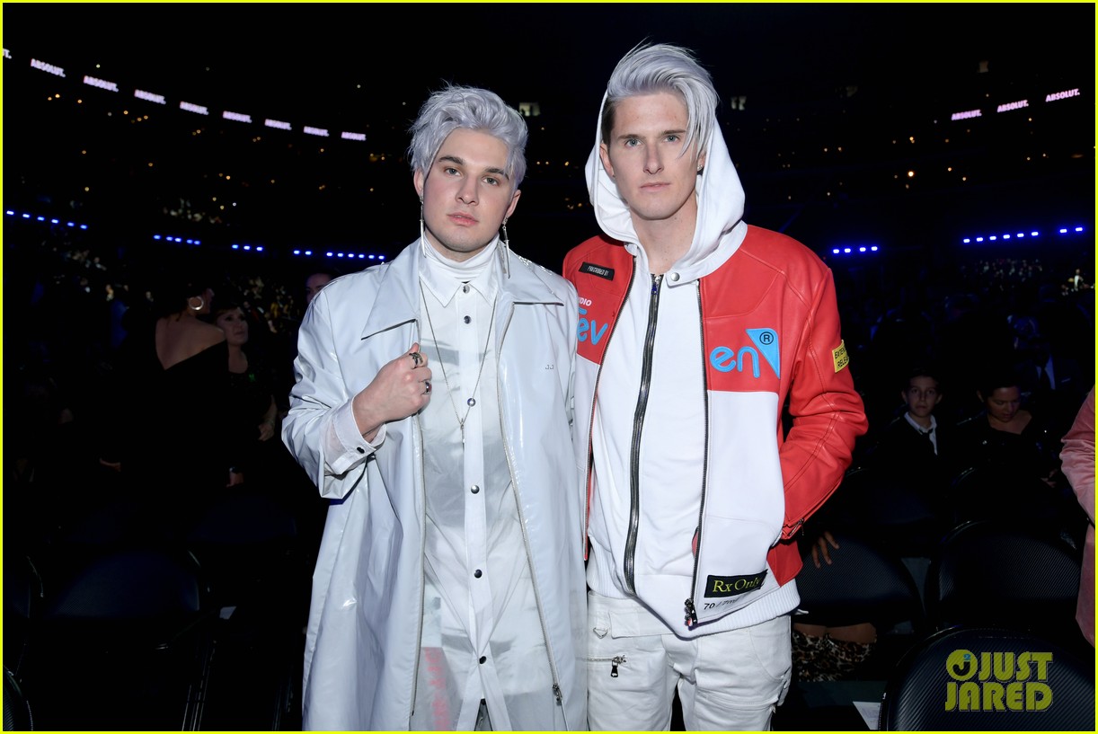 Zedd Steps Out With Collaborator Grey at Grammys 2019!: Photo 4236395 ...