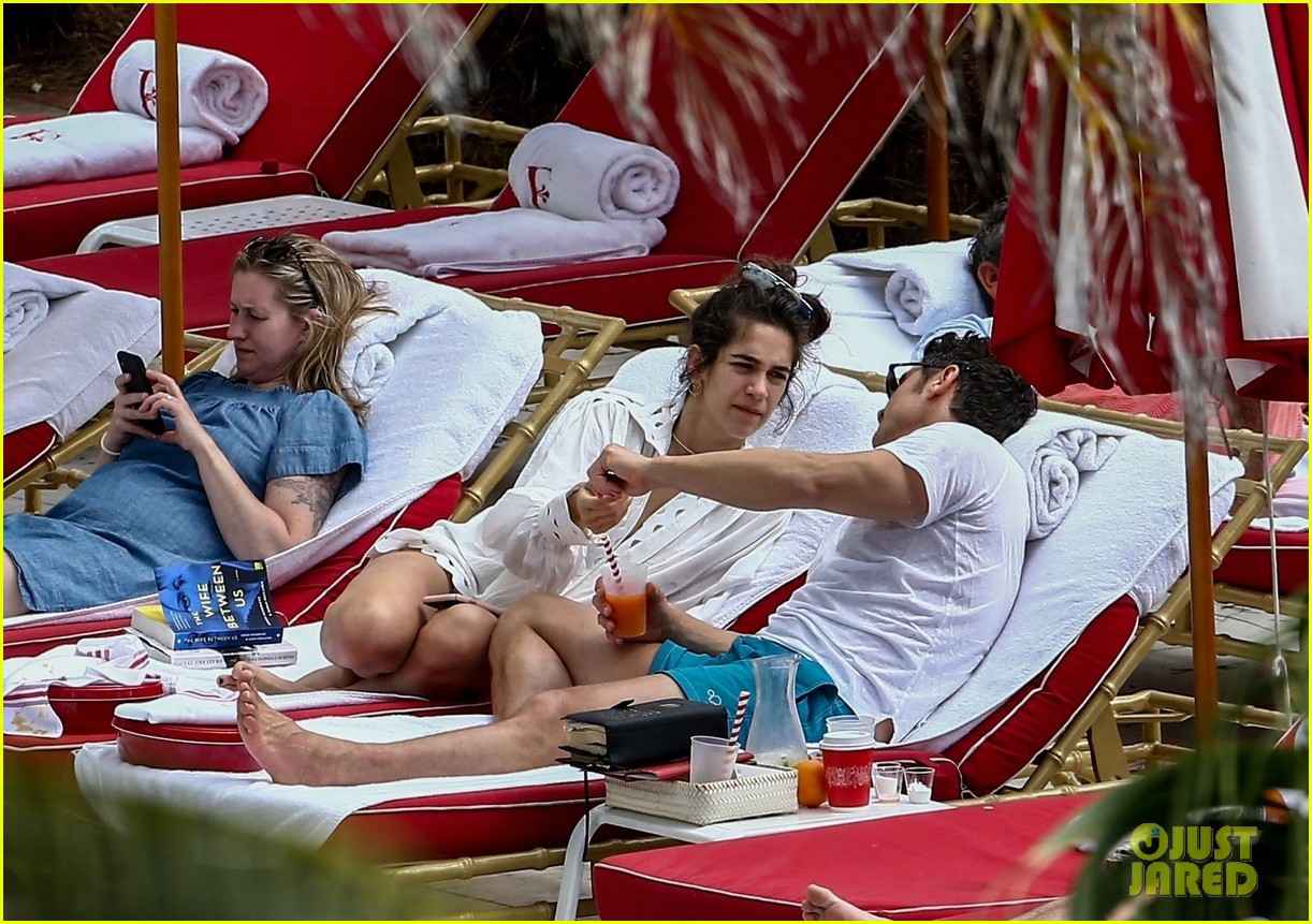 James Franco Packs on PDA with Girlfriend Isabel Pakzad in Miami: Photo ...