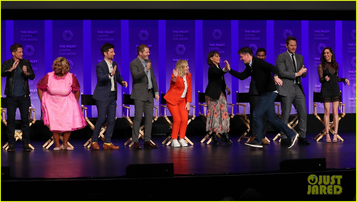 Amy Poehler & 'Parks & Rec' Team Reveal If a Revival Might Happen One ...