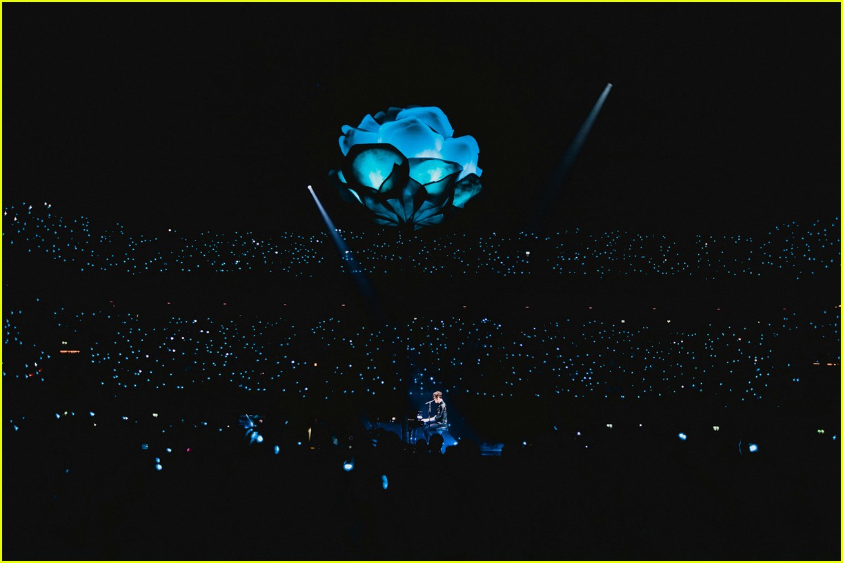 Shawn Mendes Kicks Off 2019 Tour in Europe - Set List Revealed!: Photo ...