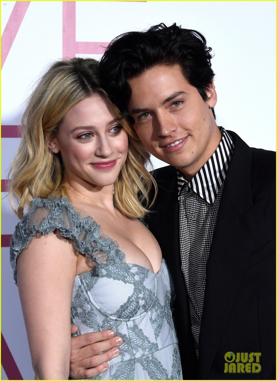 Cole Sprouse Gets Girlfriend Lili Reinhart's Support at 'Five Feet ...