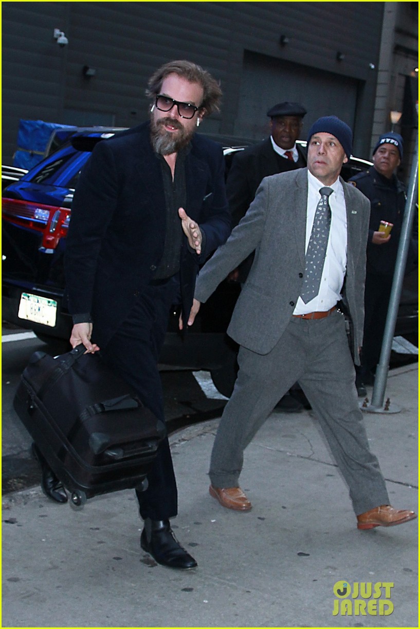 David Harbour & Girlfriend Alison Sudol Take a Stroll Together in NYC ...