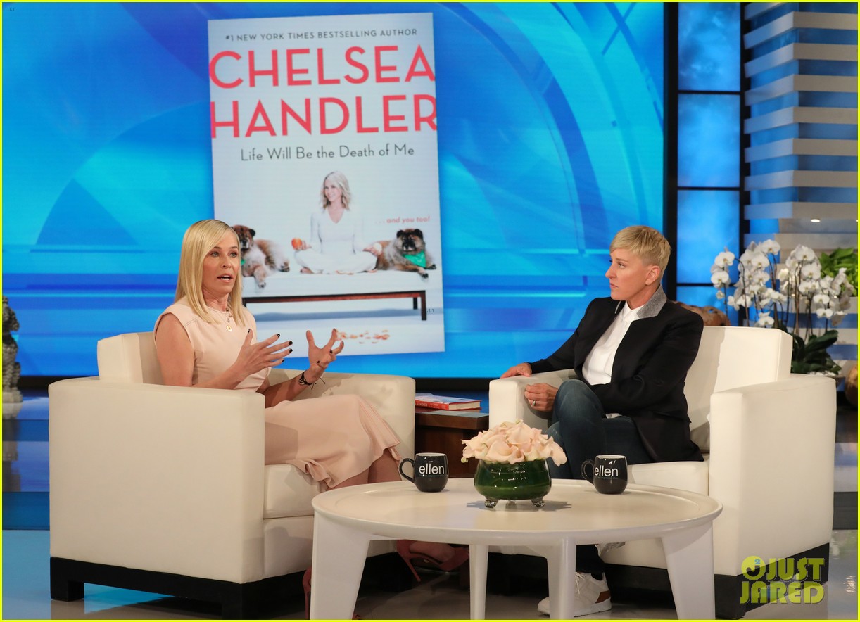 Chelsea Handler Confesses Her Love For Robert Mueller on 'Ellen ...