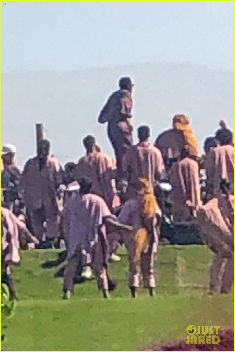 Kanye West Debuts New Song 'Water' During 'Sunday Service' Coachella ...
