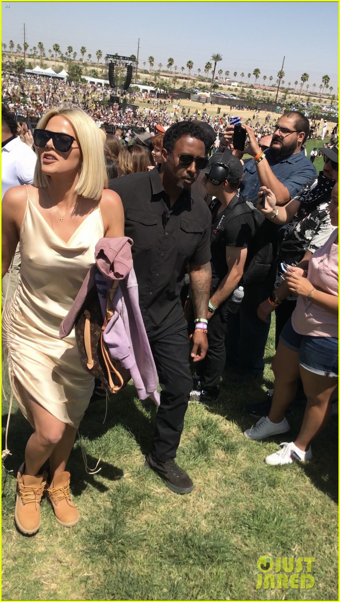 Kardashian-Jenners Support Kanye West at 'Sunday Service' Coachella Set ...