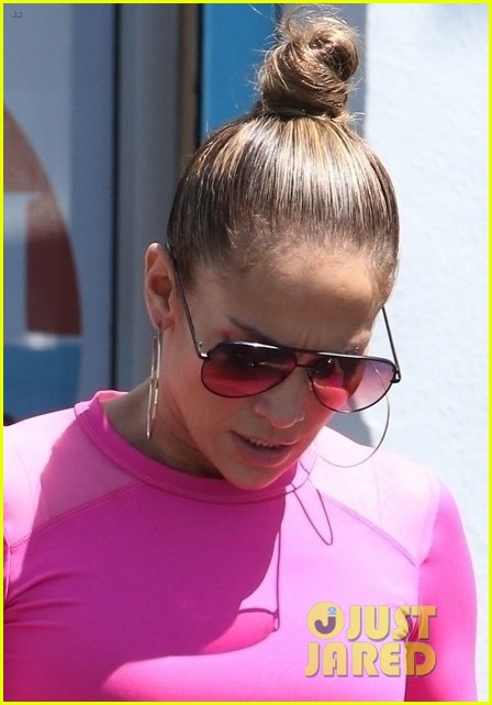 Jennifer Lopez Works Up a Sweat in Miami! : Photo 4271965 | Jennifer ...