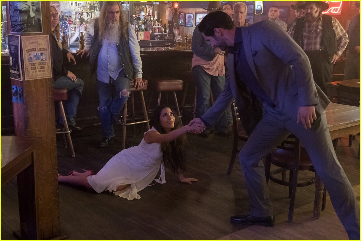 'Lucifer' Trailer Teases a Steamy New Season!: Photo 4277478 | Pictures ...