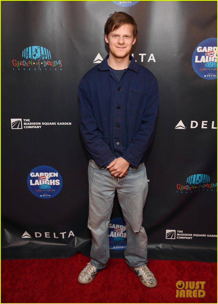 Debra Messing, Lucas Hedges & More Support Garden Of Laughs Comedy ...