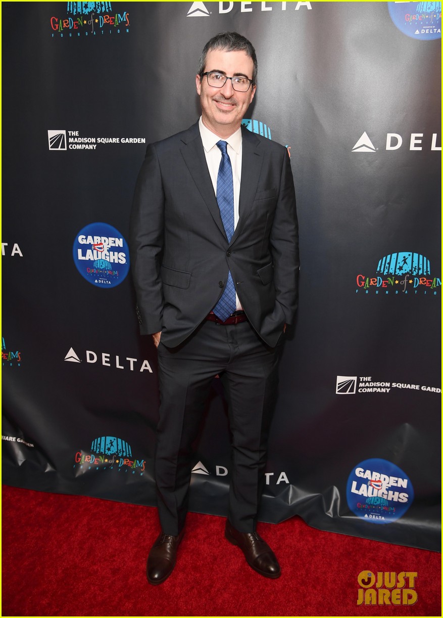 Debra Messing, Lucas Hedges & More Support Garden Of Laughs Comedy ...