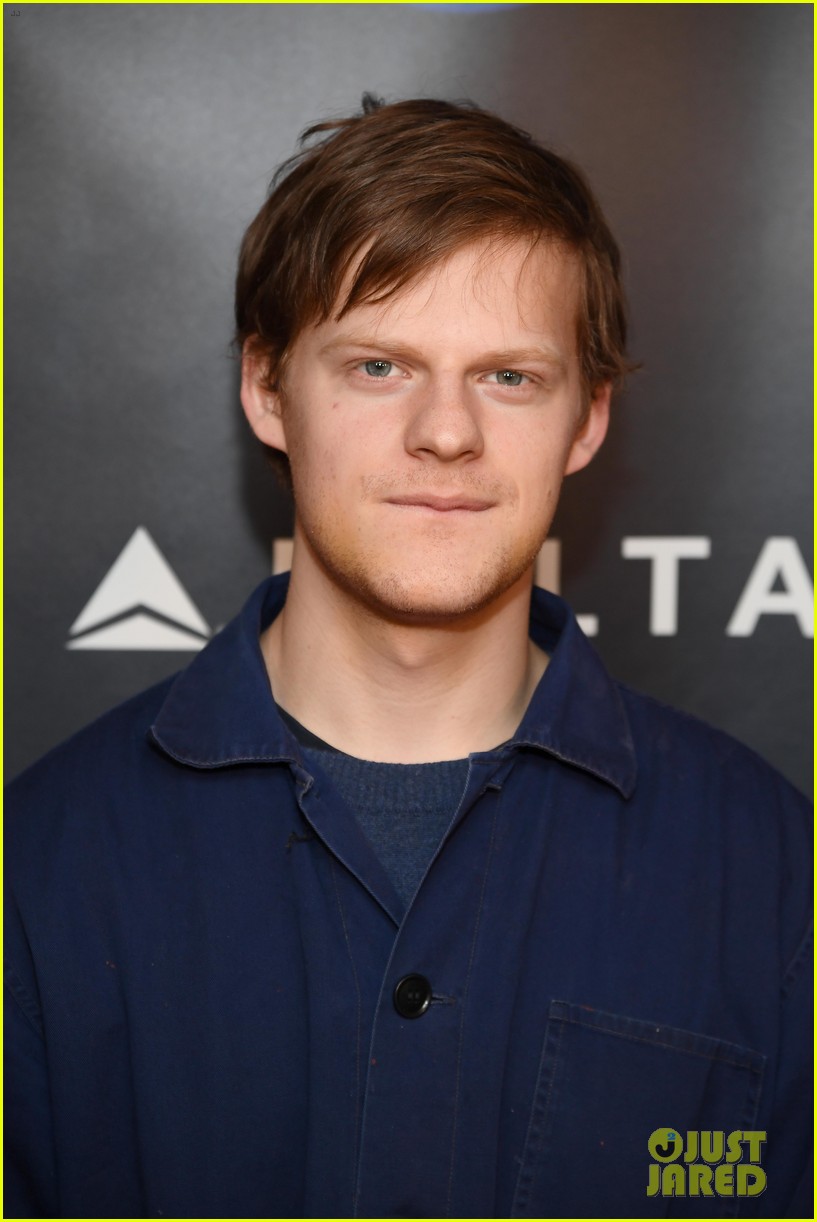 Debra Messing, Lucas Hedges & More Support Garden Of Laughs Comedy ...