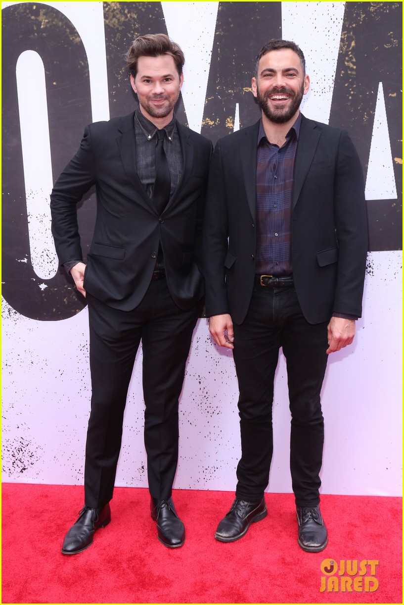 High School BFFs Ben Platt, Beanie Feldstein, & Kathryn Gallagher ...