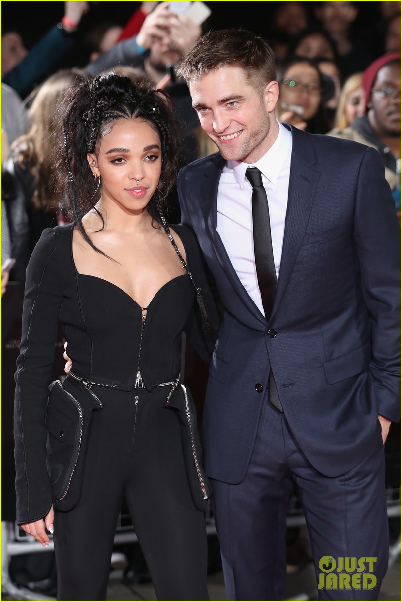 Robert Pattinson Reveals Where He Stands with His Famous Exes: Photo ...