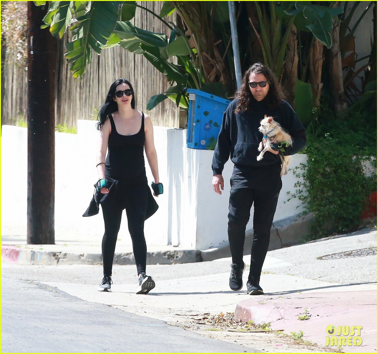 Krysten Ritter Shows Off Her Baby Bump While Out with Boyfriend Adam ...