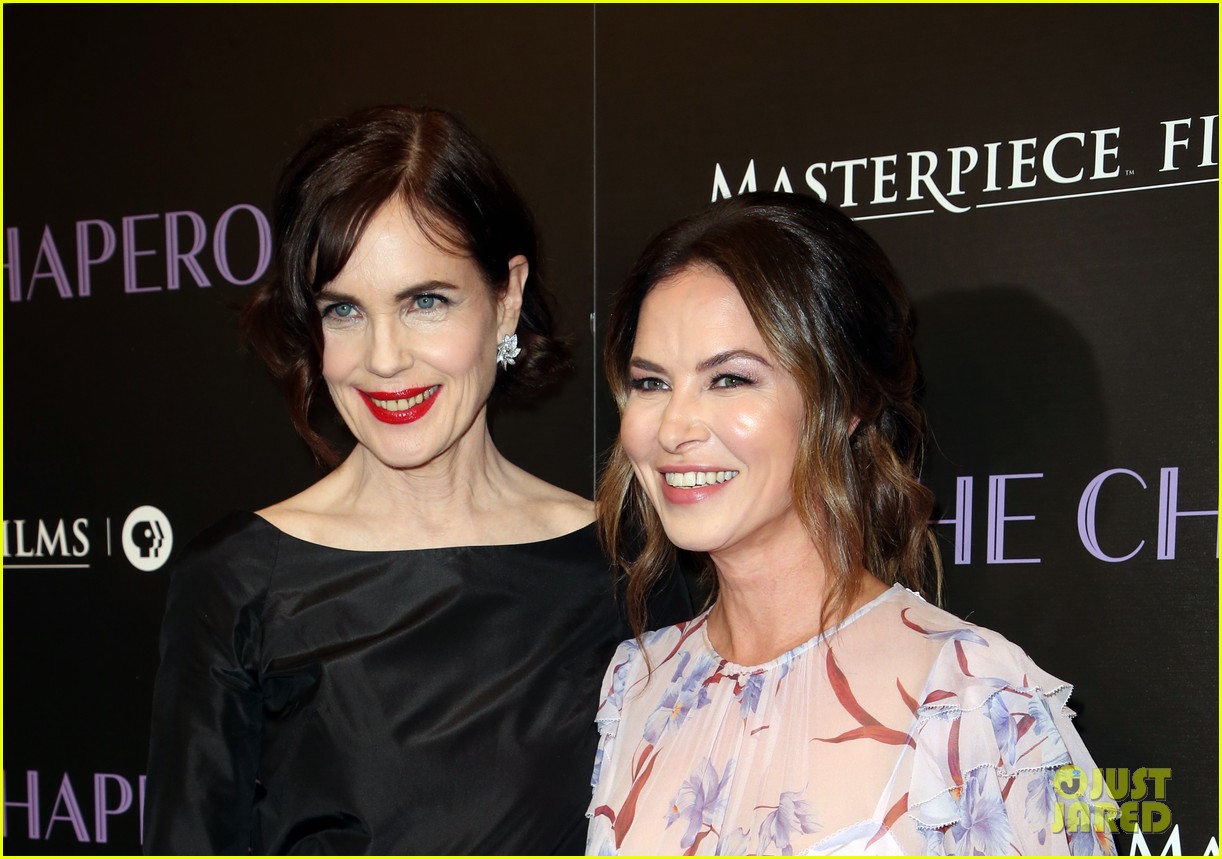 Marisa Tomei Supports 'The Chaperone' Cast at Hollywood Premiere ...