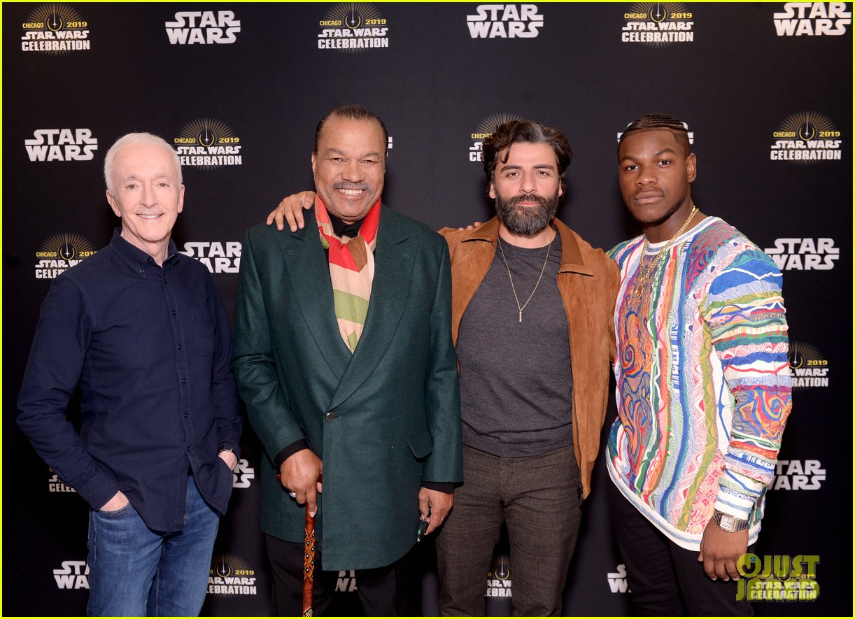'Star Wars' Cast Debuts 'Rise of Skywalker' Trailer in Chicago!: Photo ...