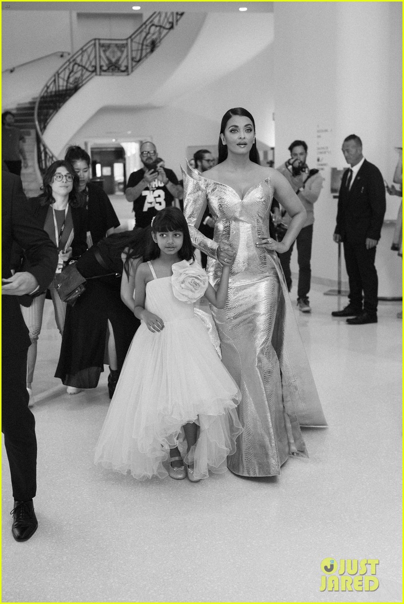 Aishwarya Rai Brought Her Daughter to the Cannes Film Festival This ...