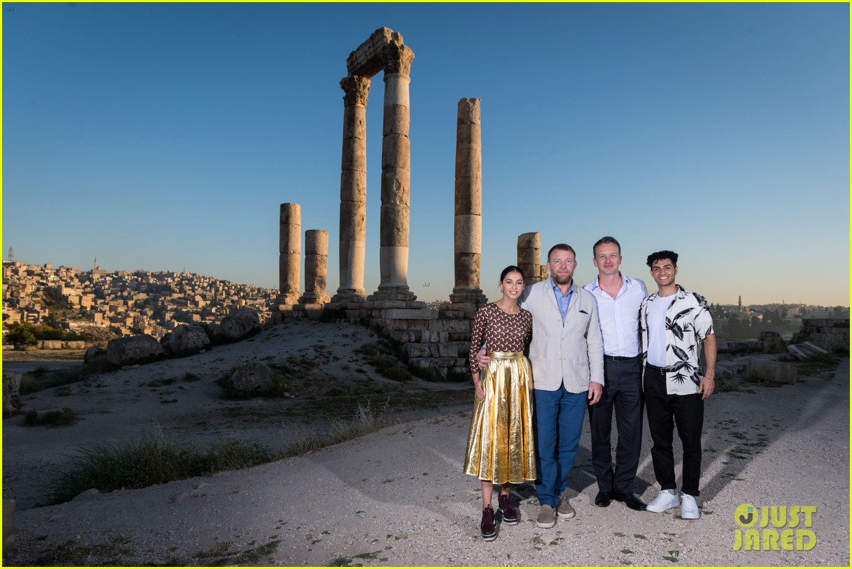 Will Smith & His 'Aladdin' Co-Stars Attend Royal Screening in Jordan ...