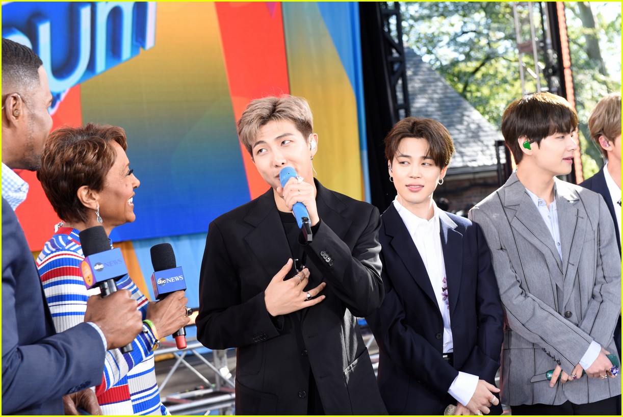BTS Perform 'Boy With Luv' & 'Fire' On 'Good Morning America' - Watch ...