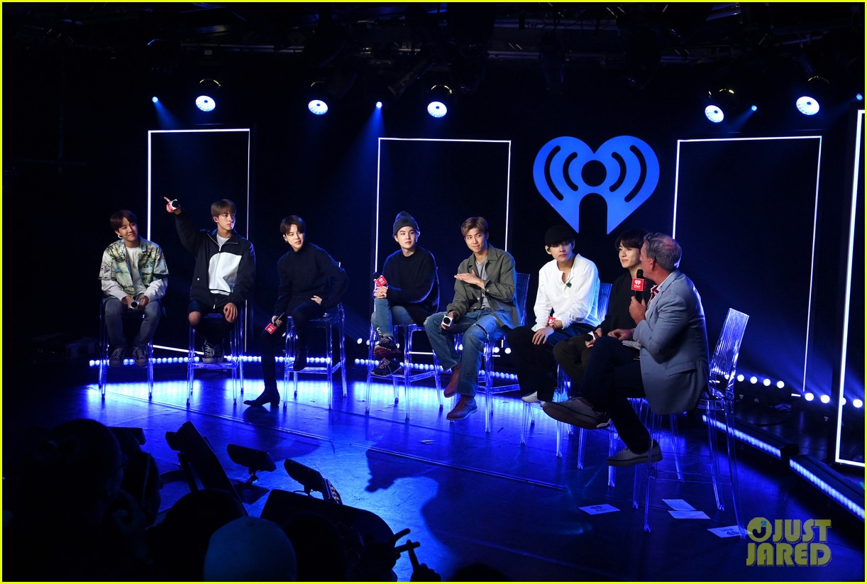 Halsey Joins BTS at iHeartRadio Live Event & Perform 'Boy With Luv ...