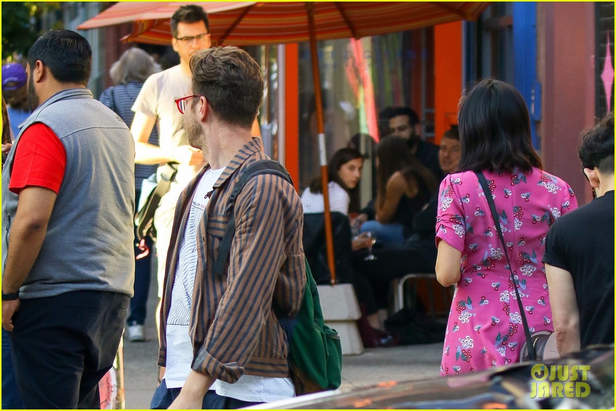 Constance Wu Hangs Out With a Friend in New York: Photo 4298729 ...