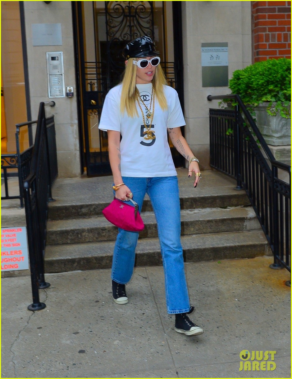 Miley Cyrus Announces New Song's Release Date!: Photo 4288876 | Miley ...