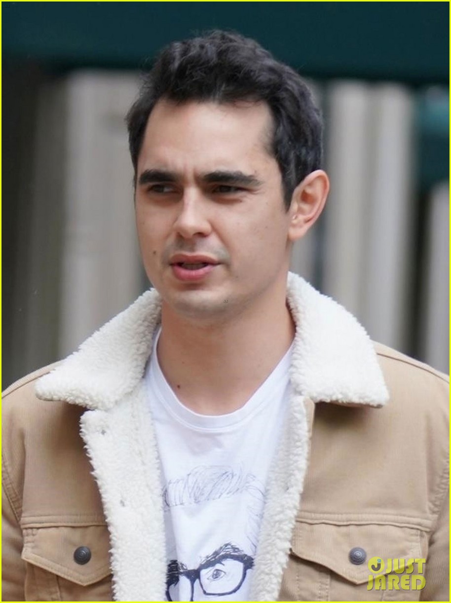 Elle Max's Instagram, Twitter & Facebook on IDCrawl