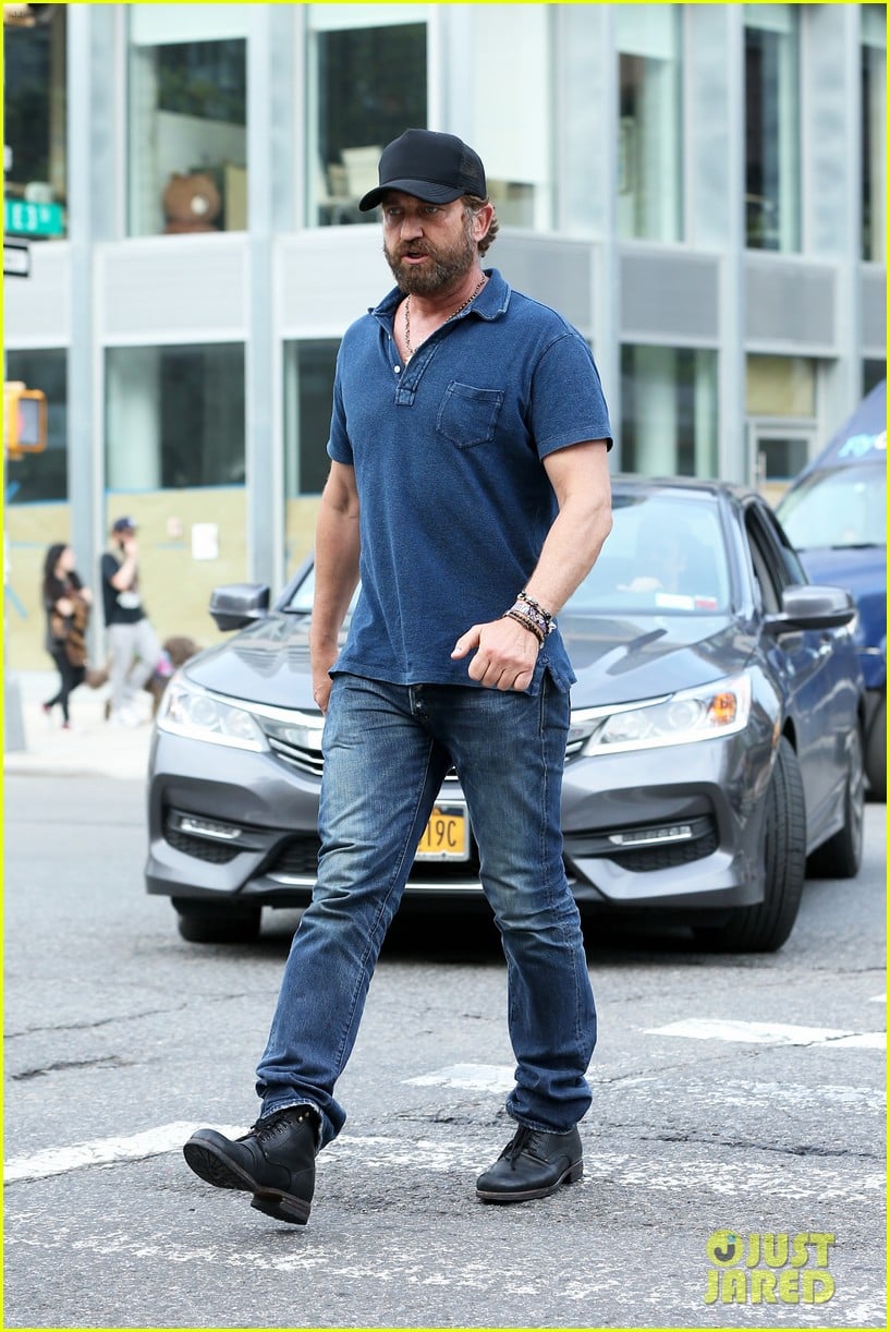 Gerard Butler Looks Handsome While Out & About in New York City: Photo ...