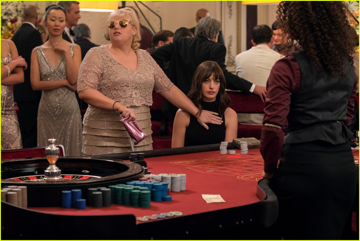 The Hustle's End Credits Scene Is Hilarious & a Must-See!: Photo ...