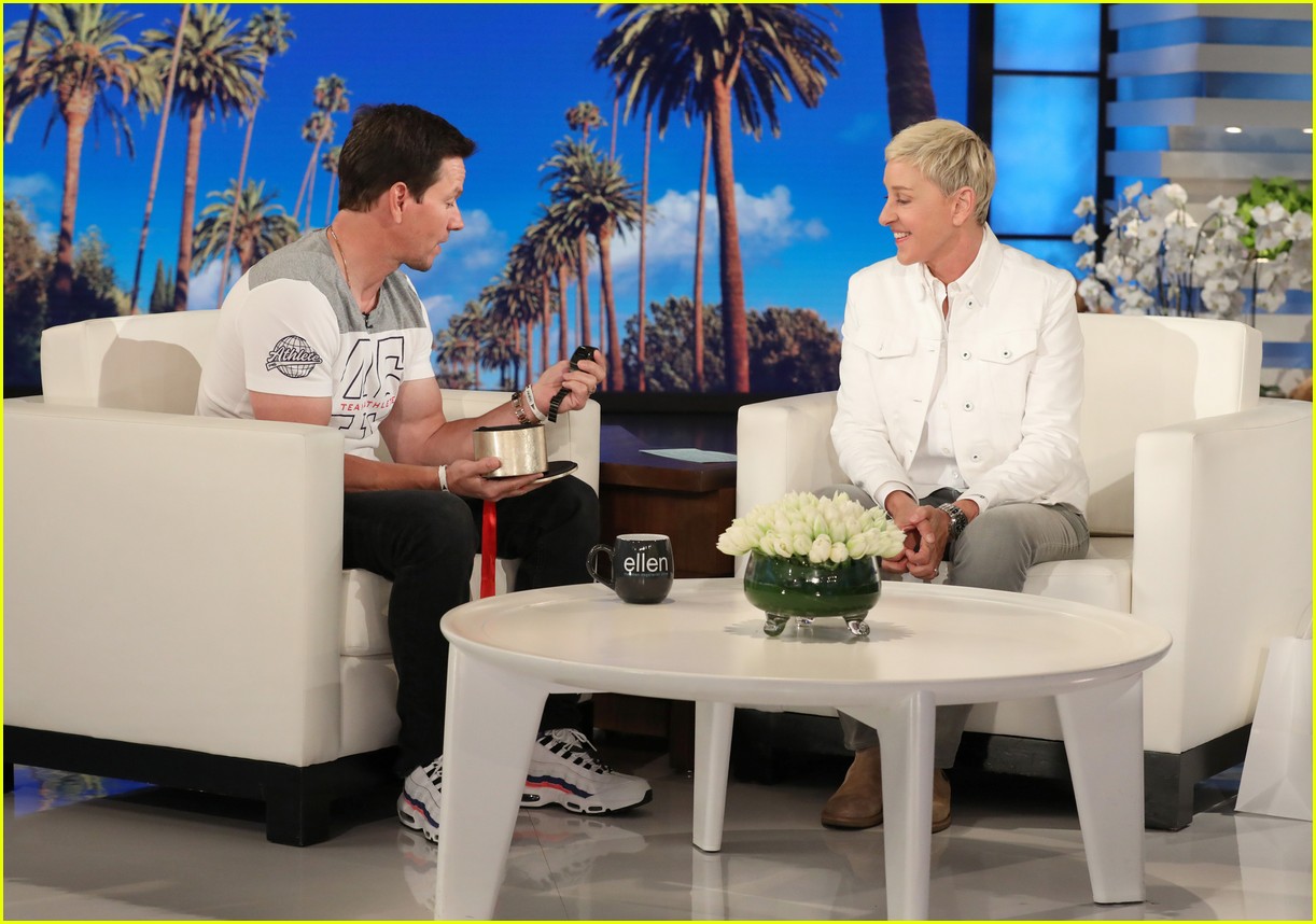 Mark Wahlberg Reveals His 10th Anniversary Plans With Wife Rhea - Watch ...