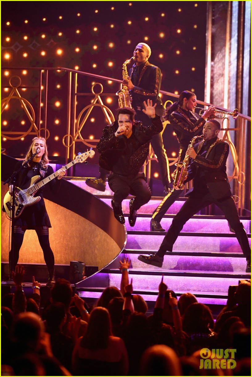 Panic! at the Disco Bring 'Hey Look Ma I Made It' to Billboard Music ...