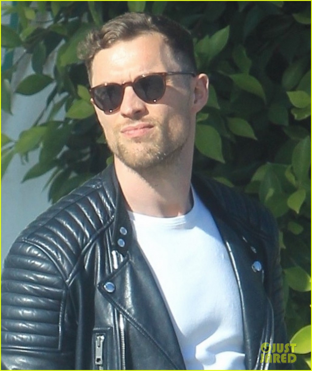 Ed Skrein Looks So Suave in These New Pics!: Photo 4281605 | Photos ...